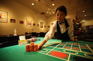 How to Deal Roulette - Tips and Guide To Becoming A Roulette Dealer